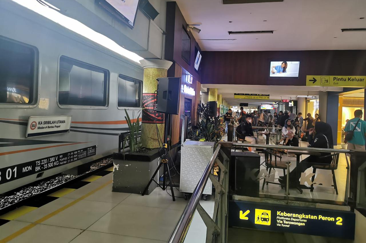 KAI Sumut Catat Lonjakan Penumpang Kereta Api saat Libur Maulid Nabi, 29 Ribu Tiket Terjual ...